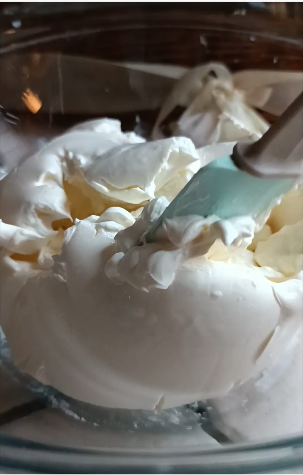 Kinder Bueno Tiramisu Recipe Without Eggs - Delicious Recipes