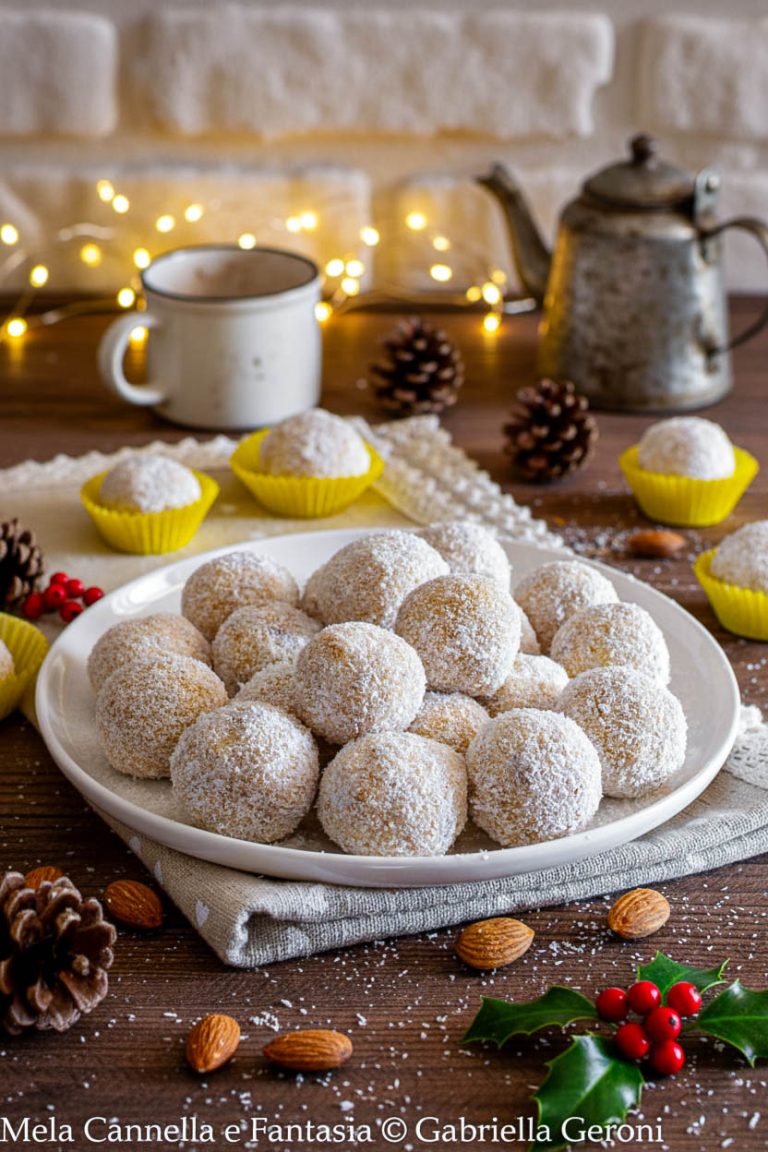 Coconut and Amaretti Truffles Ready in 10 Minutes - Delicious Recipes