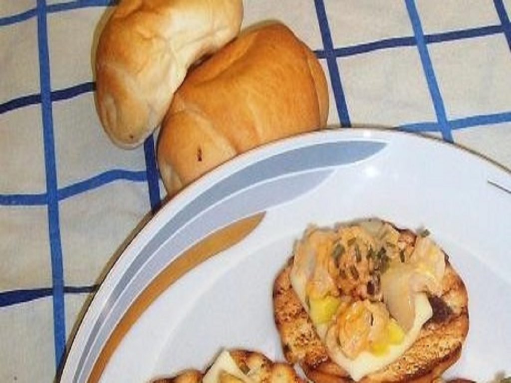 Rustic Bruschetta with Cauliflower - Delicious Recipes