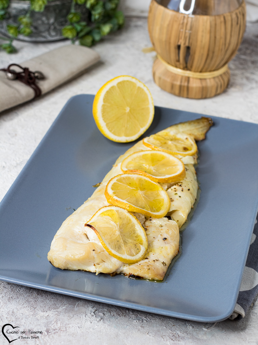 BAKED LEMON HAKE - Delicious Recipes