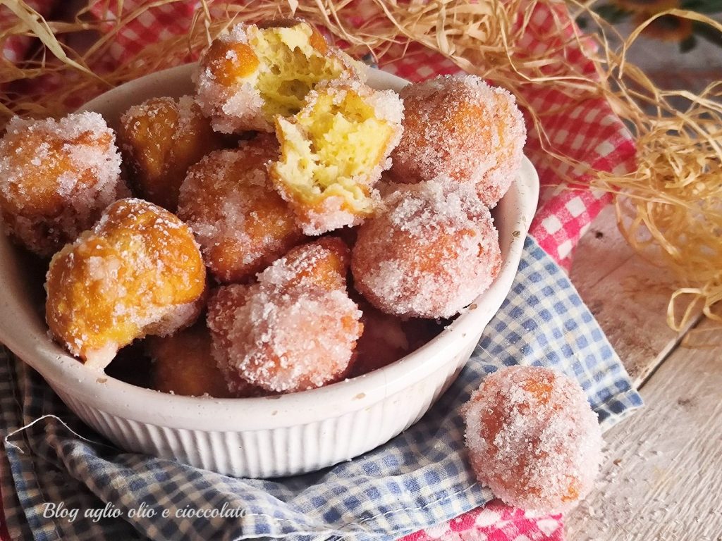 Soft Castagnole with Double Cooking - Delicious Recipes